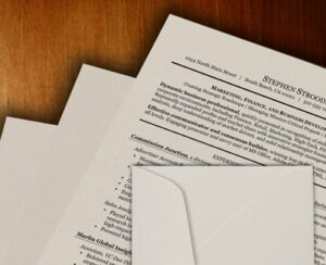 Resume Paper: Choose the Best Type, Color, & Brand